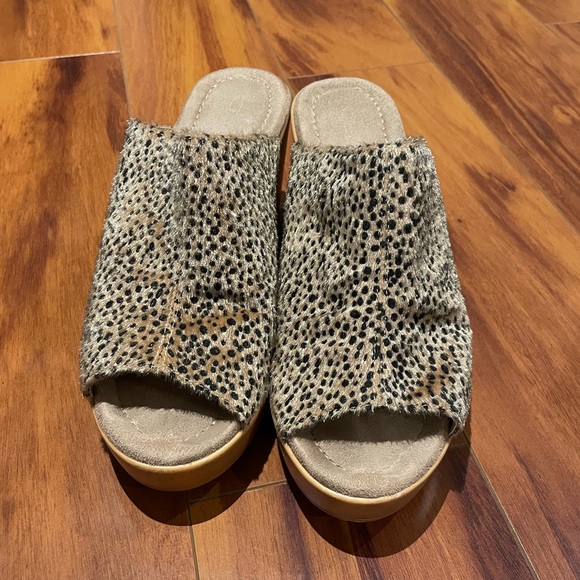 Shoes | Cheetah Print Fur Mule | Poshmark